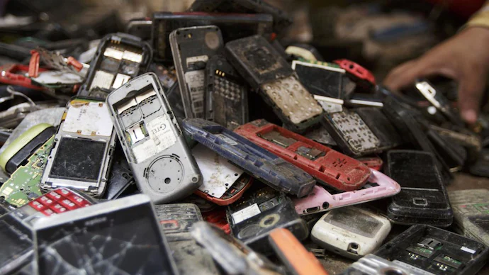 Do not throw your old phone, try these 6 useful ways to reuse or ...